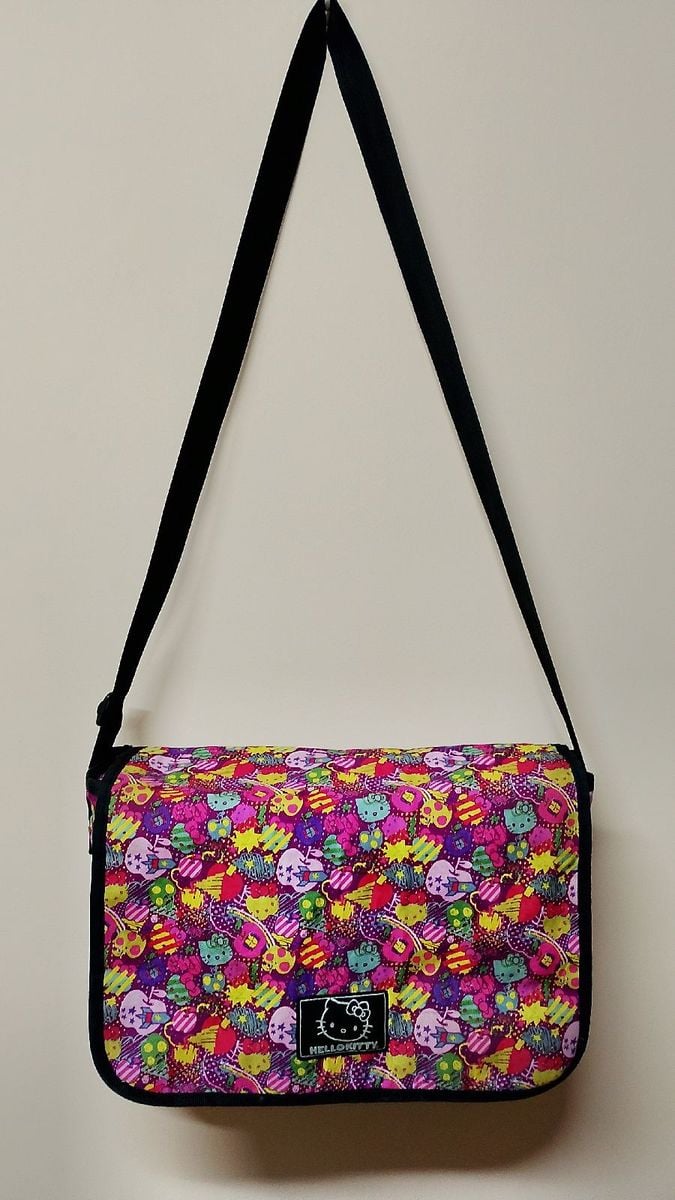 0101 Bolsa Carteiro Hello Kitty Original Universitária | Clutch ...