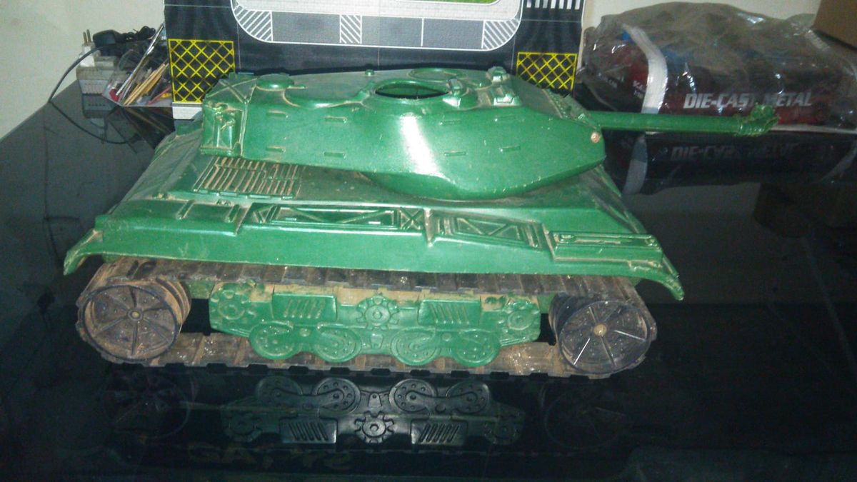02 Tanques Antigos Falcon Estrela P/restauro Ou Customizar | Brinquedo ...