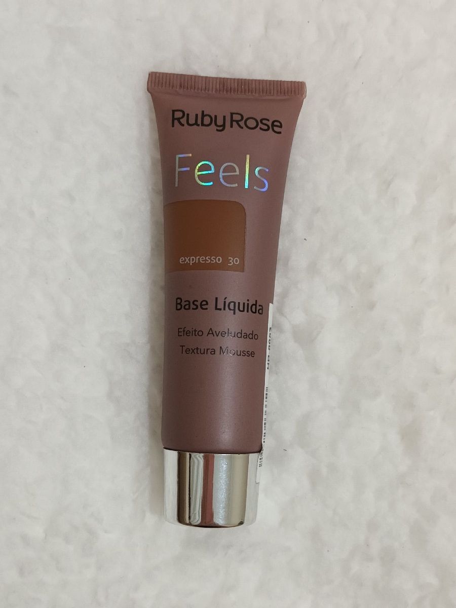 1 Uni Base Líquida Feels Expresso 30 Efeito Aveludado Textura Mousse Ruby Rose | Maquiagem ...