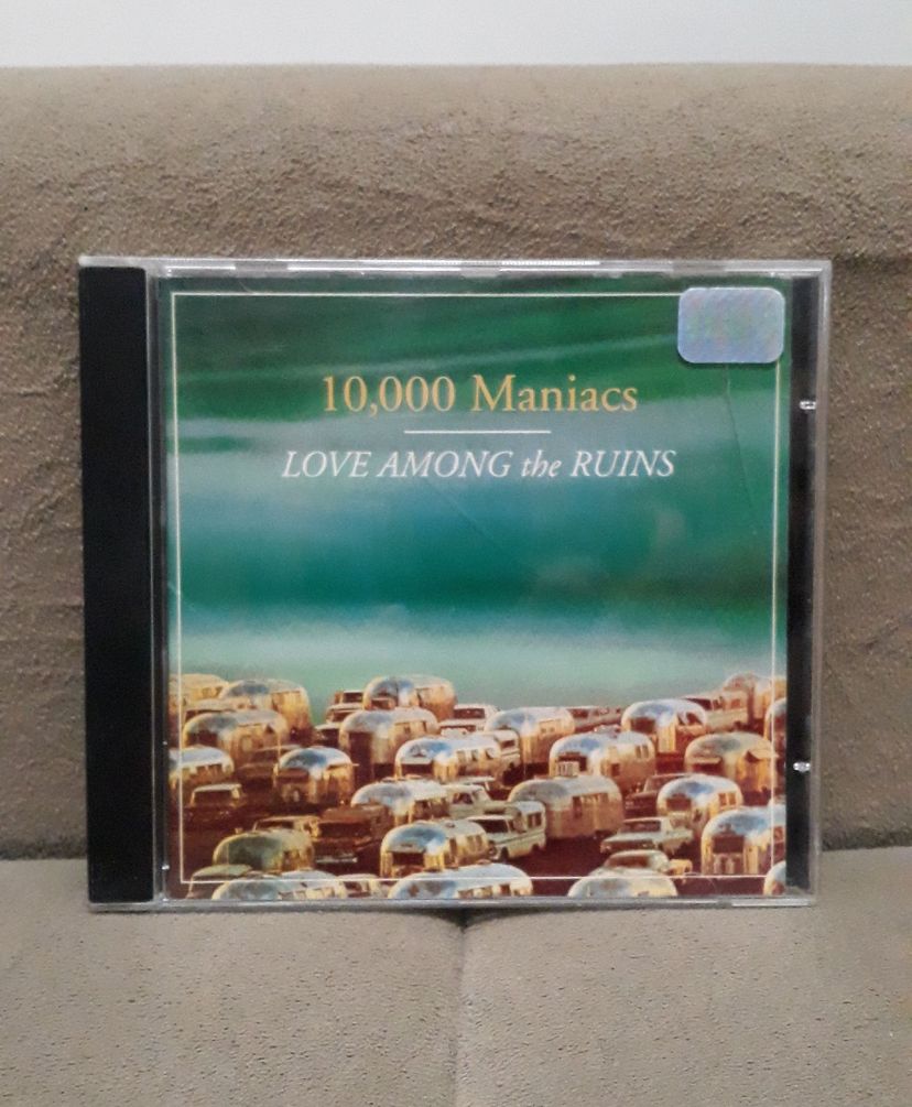 10.000 Maniacs - Cd - Love Among The Ruins | Item de Música Cd Usado 111616683 | enjoei