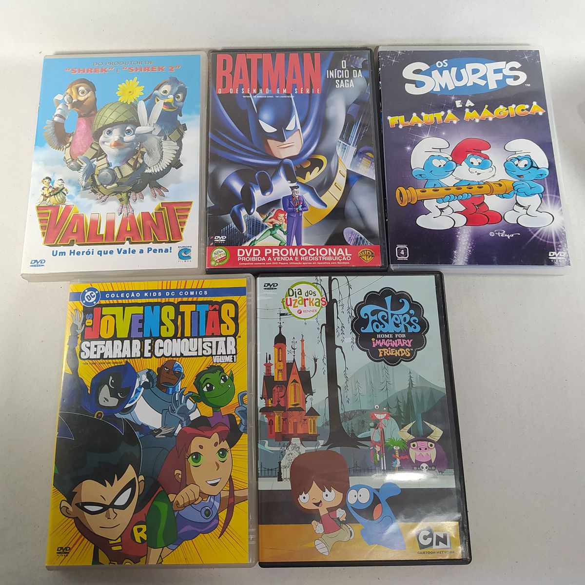 11 Mídias Infantis entre Elas Dvds - Smurf, Valiant, Batman | Filme e ...