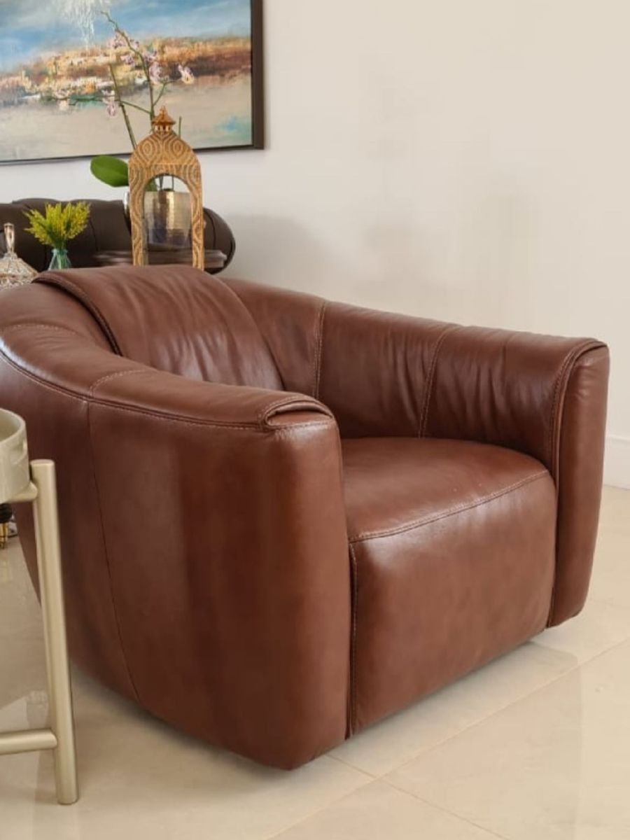 2 Poltronas de Couro Italiano Legítimo. Marca Natuzzi , Cor Chocolate ...