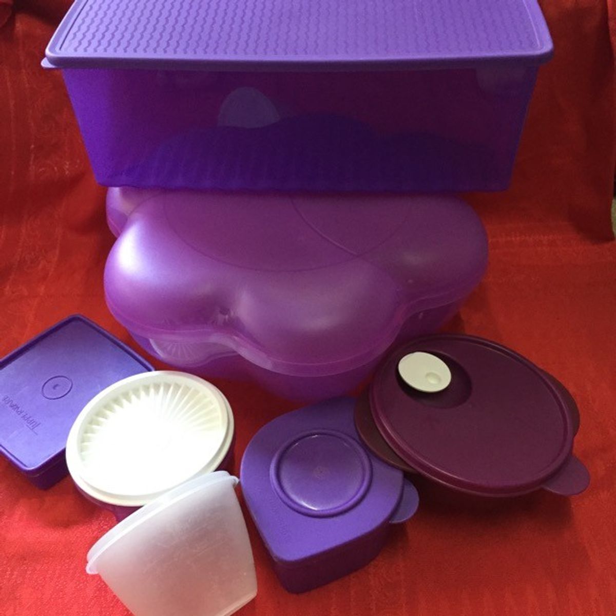 7 Potes da Tupperware - Incríveis! | Móvel de Cozinha Tupperware Usado ...