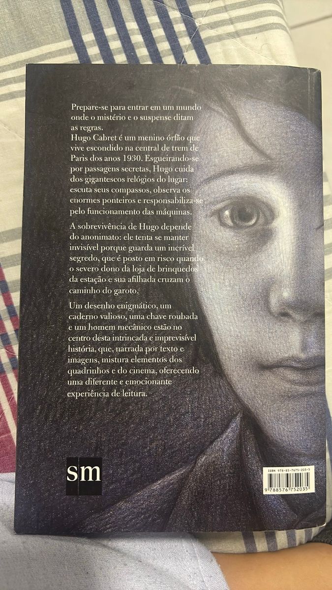 A Invenção de Hugo Cabret | Livro Usado 135533218 | enjoei