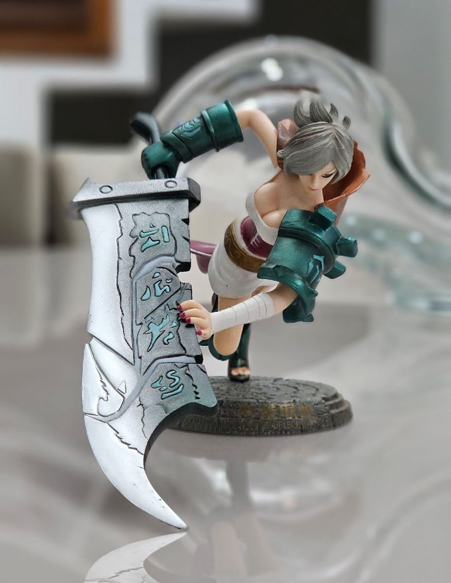 Action Figure League Of Legends Lol Riven | Cacareco Usado 85625773 ...
