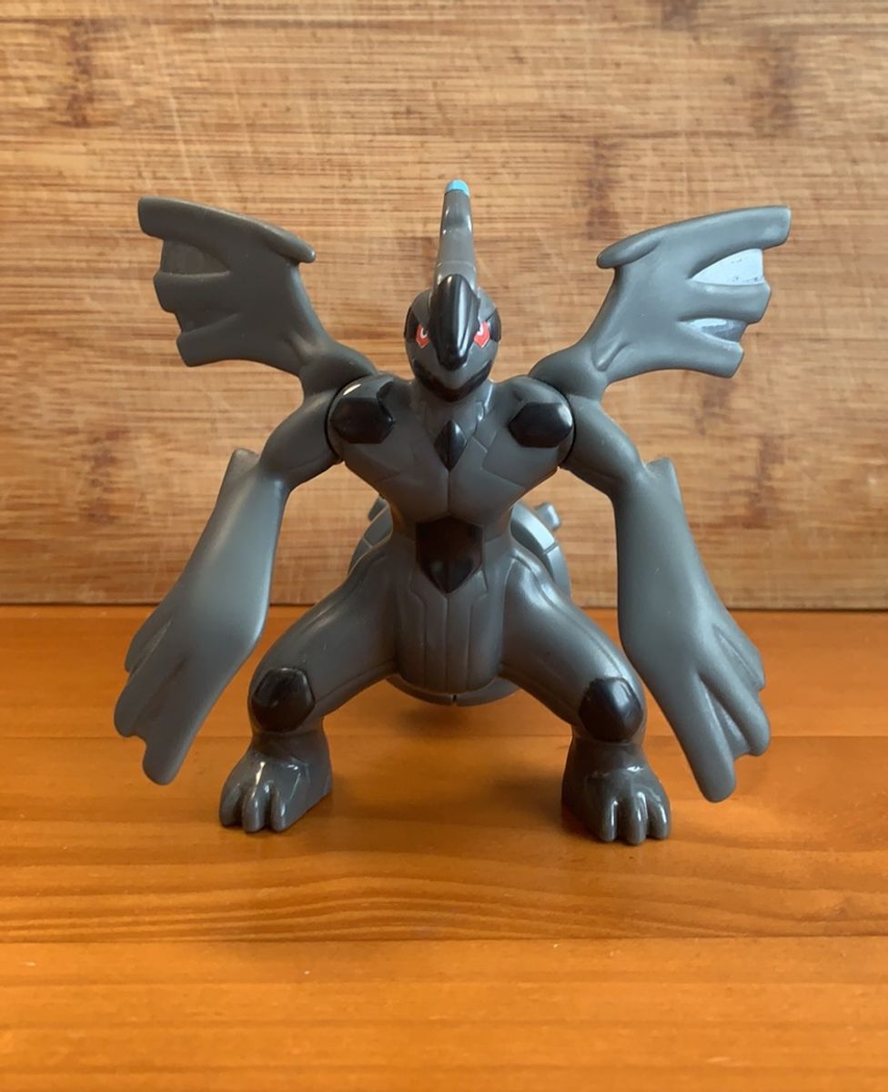 Action Figure Pokémon - Zekrom | Brinquedo Pokémon Usado 74164488 | enjoei