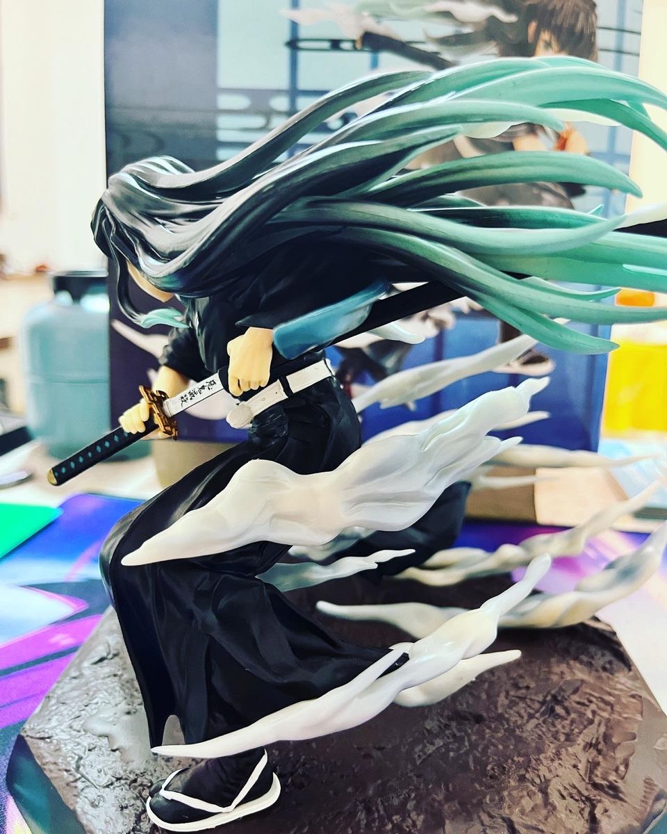 Action Figure - Tokito - Kimetsu No Yaiba | Brinquedo N.M Nunca Usado ...