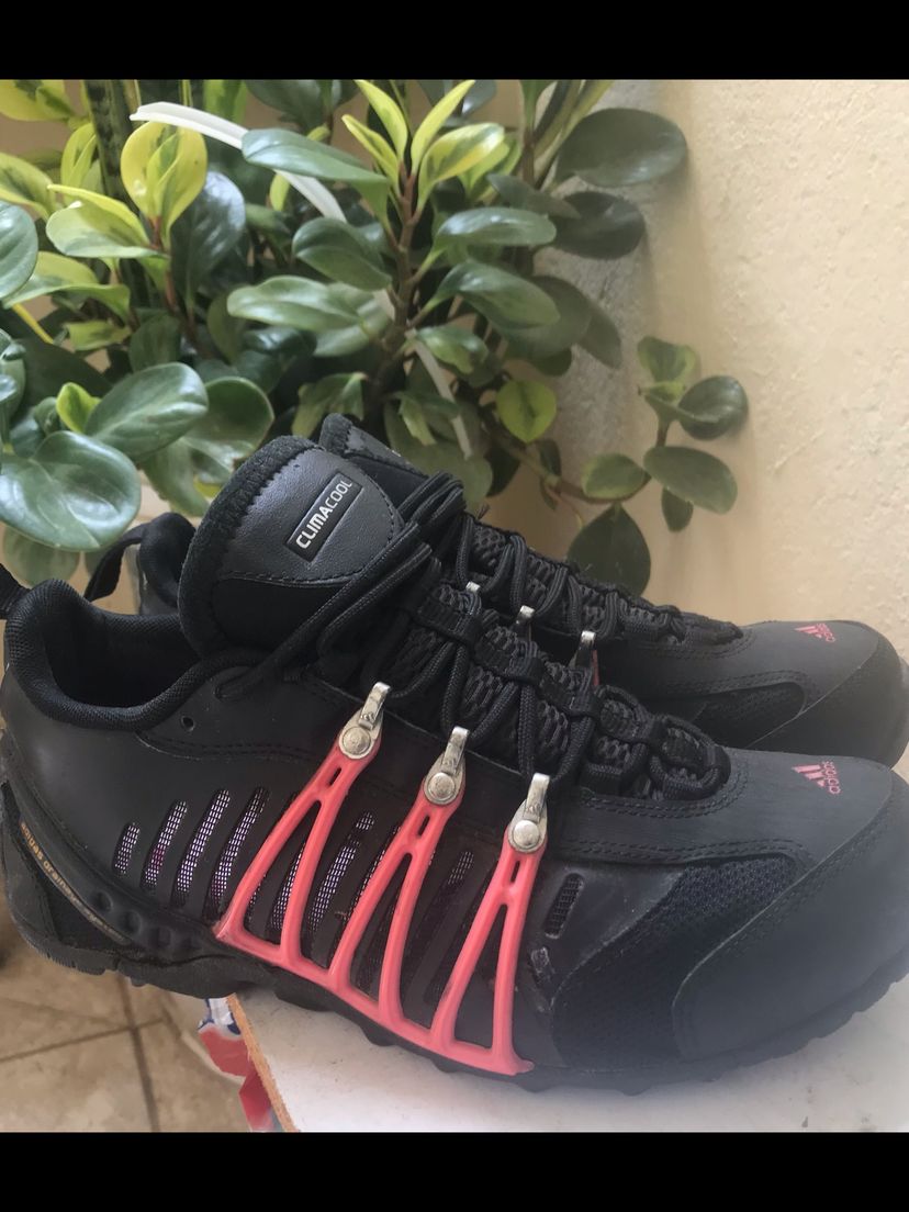 Adidas Hellbender (adidas Aranha) | Tênis Feminino Adidas Usado ...