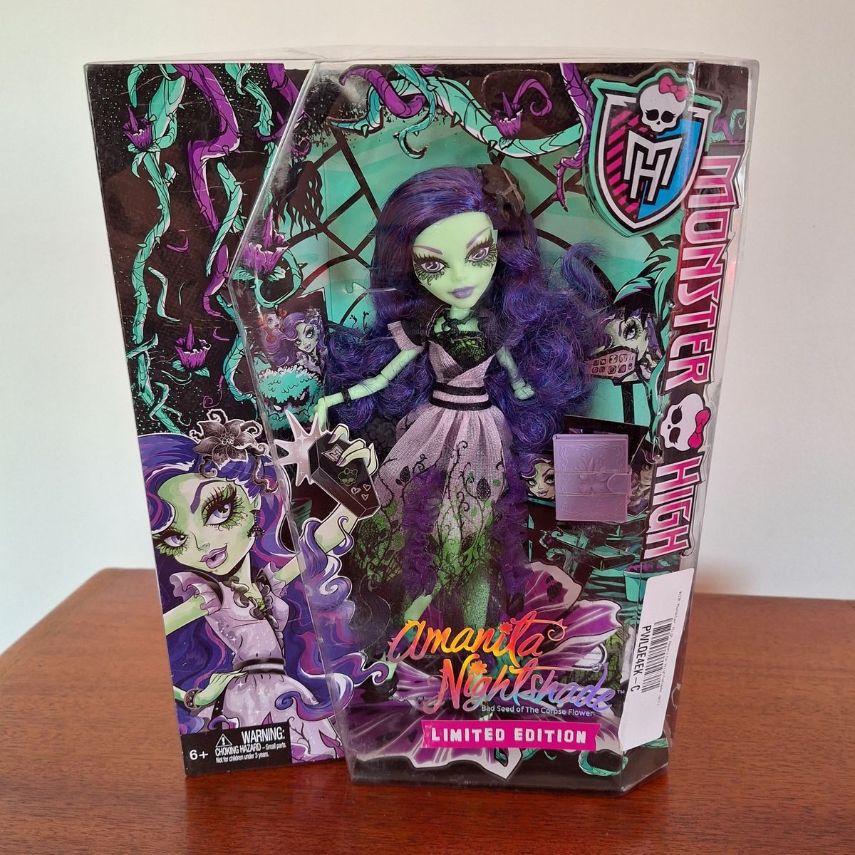Amanita Nightshade - Monster High (recolocada Na Caixa)(caixa com ...