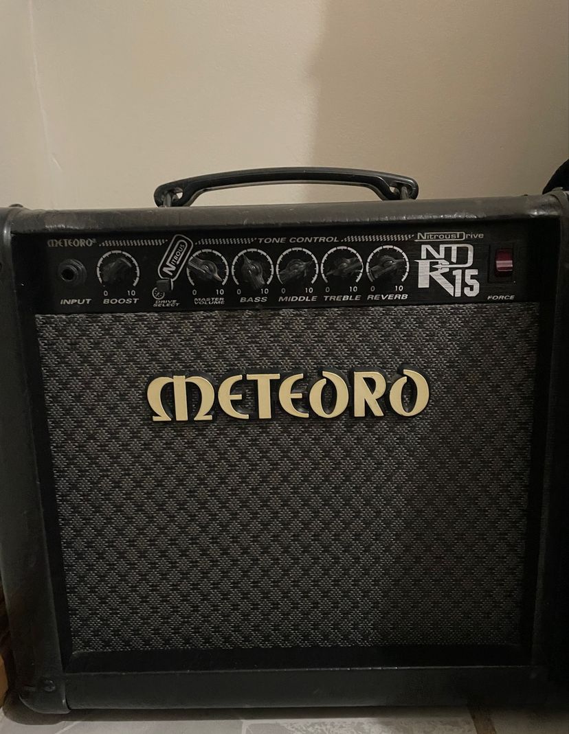 Amplificador Meteoro Nitrous Drive Ndr15 (guitarra) | Item de Música Meteoro Usado 93645721 | enjoei