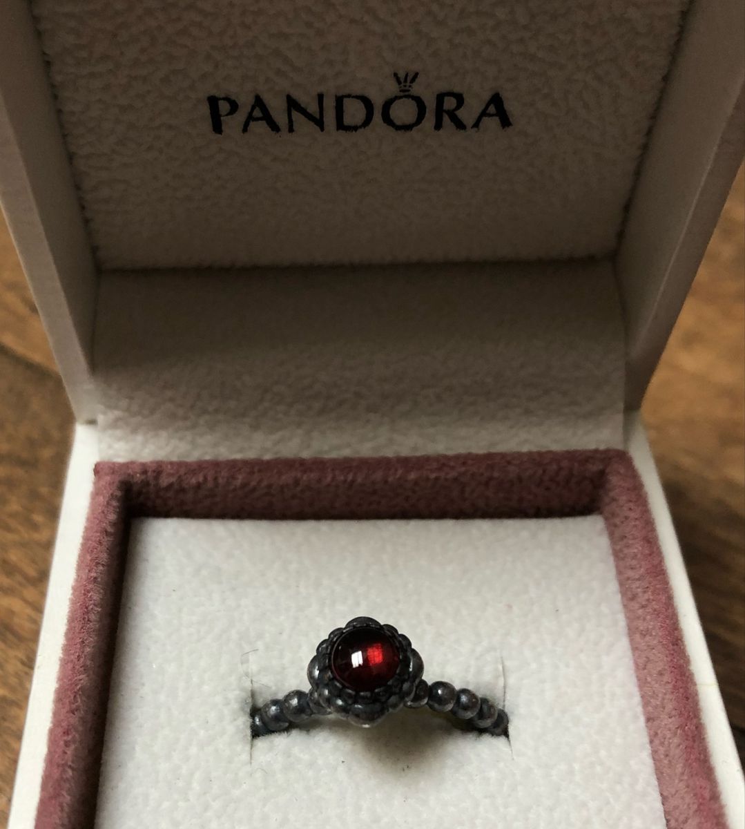Anel Pandora Pedra Vermelha | Jóia Feminina Pandora Nunca Usado ...