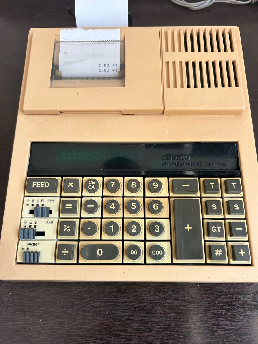 Antiga Calculadora Olivetti Divisumma 31 Pd | Cacareco Olivetti Usado ...