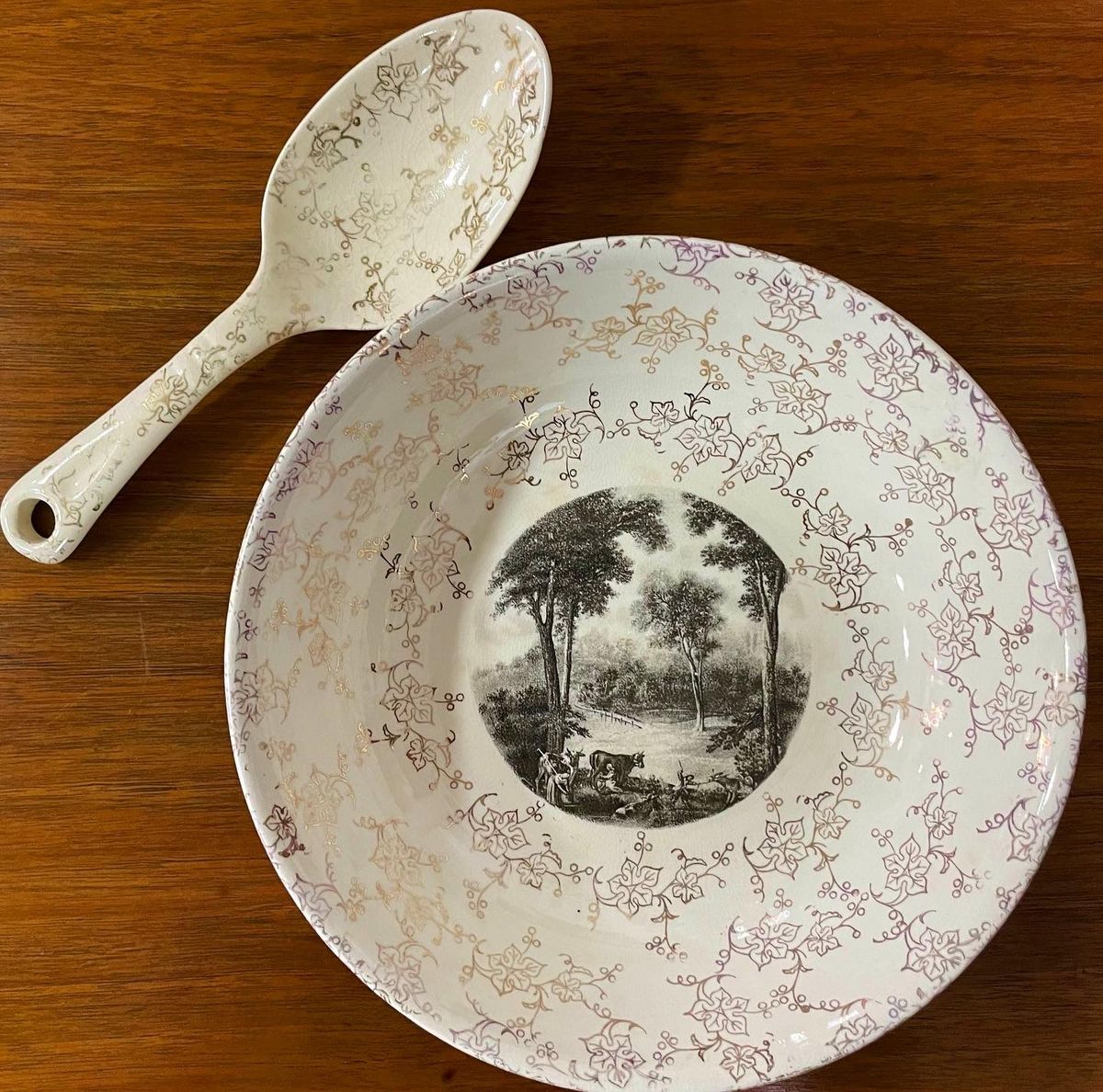 Antiga Tigela e Colher Porcelana Inglesa com Ouro | Móvel de Antiquário ...