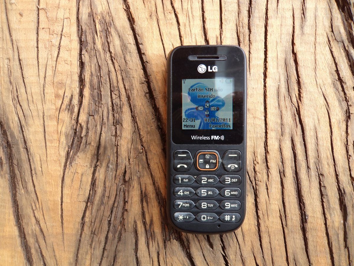 Antigo Celular Lg Funcionando com Fm sem Carregador Vivo | Celular Lg Usado 89802172 | enjoei