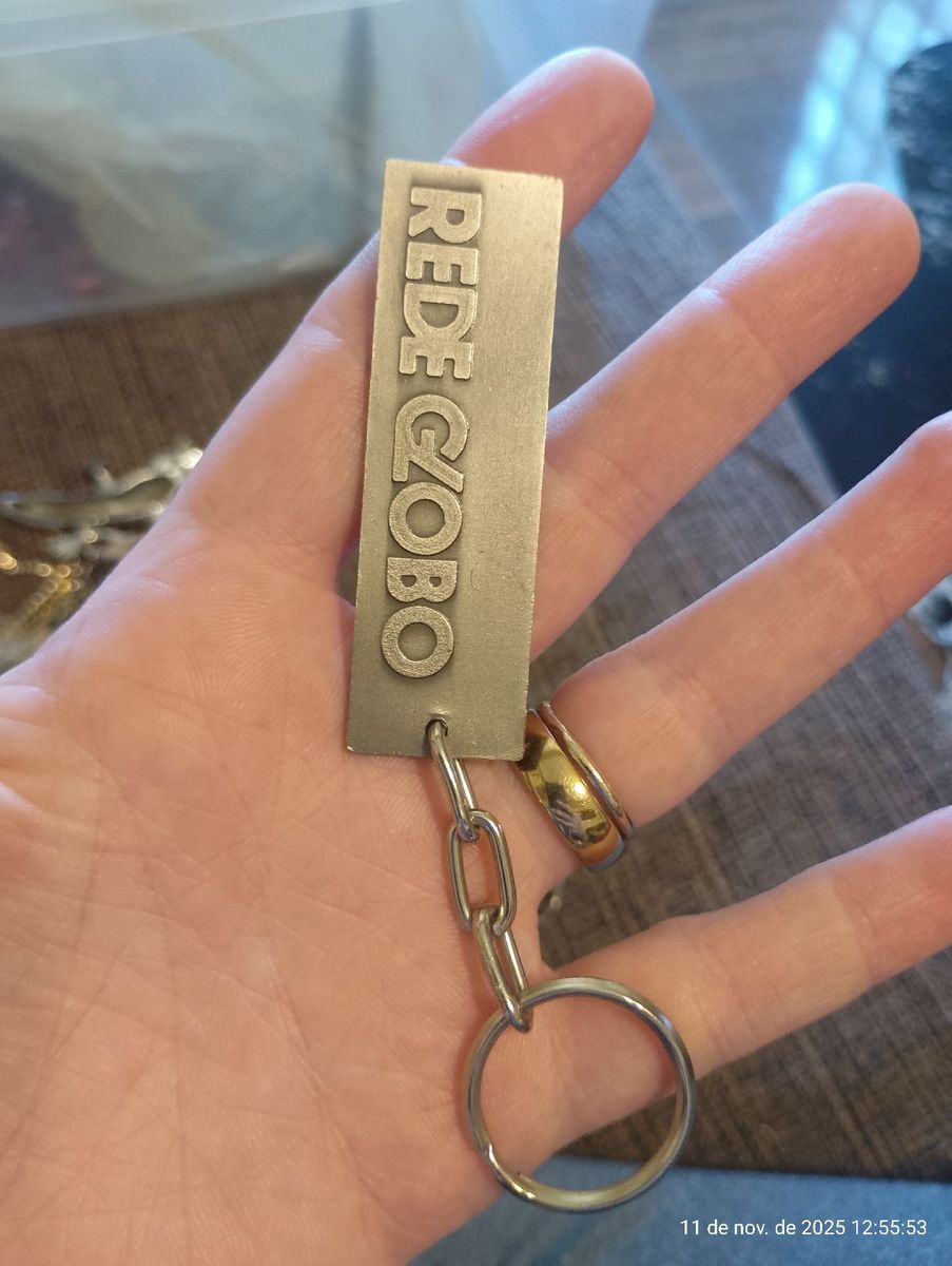 Antigo Chaveiro Rede Globo | Cacareco Usado 131746880 | enjoei