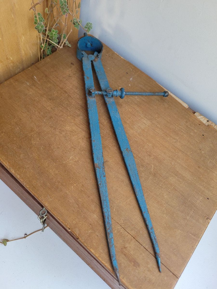 Antigo Compasso Industrial | Item de Decoração Antigo Usado 66150380 ...