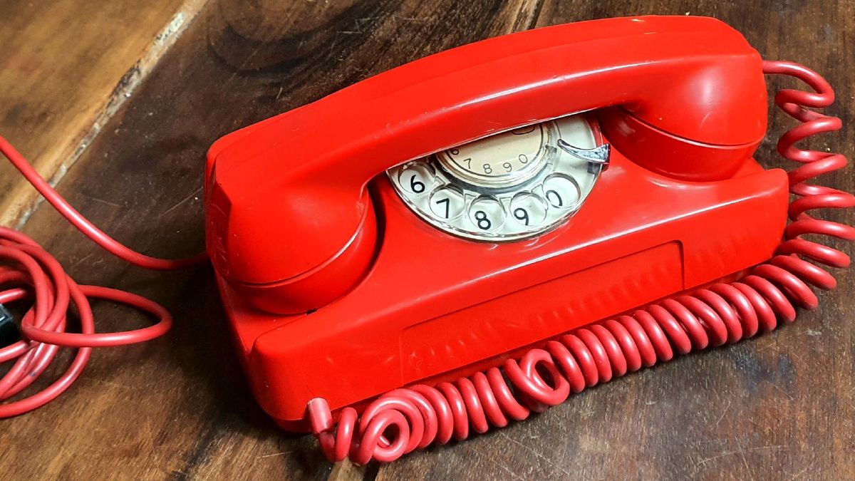 Antigo Telefone de Disco Dos Anos 80 Modelo Ctbc Funcionando | Produto ...