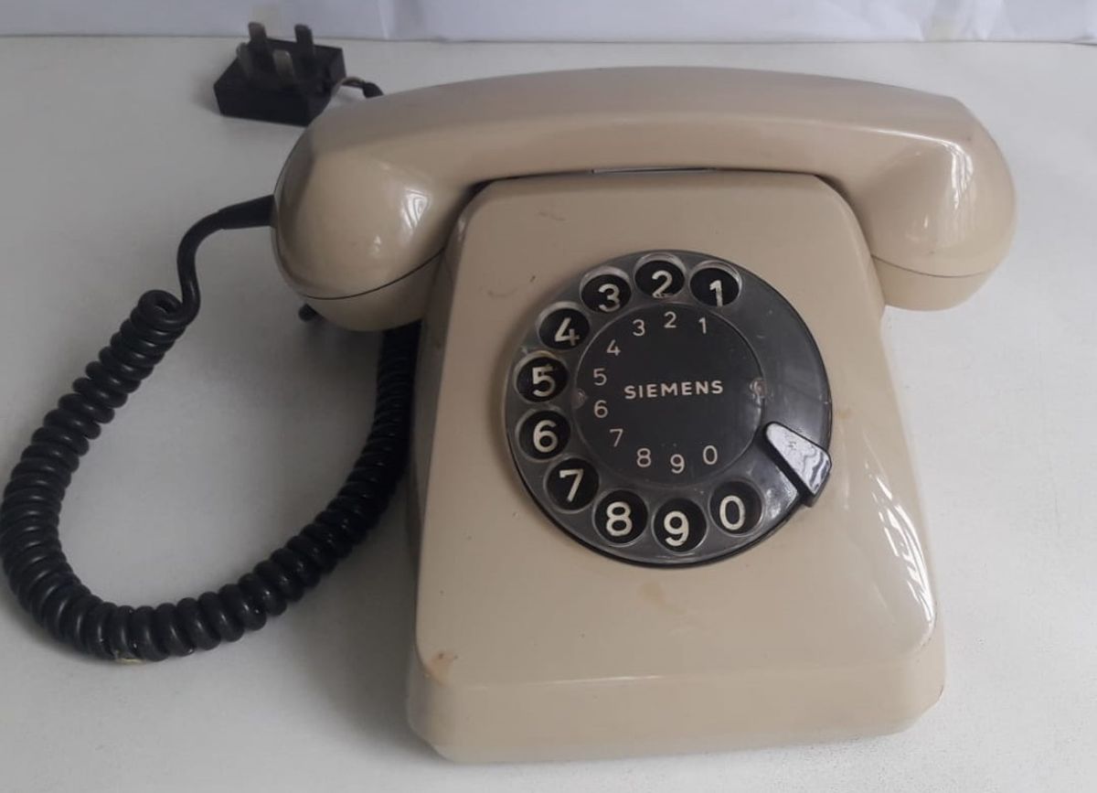 Antigo Telefone Fixo de Mesa com Fio Siemens H70 - Funcionando / Anos ...