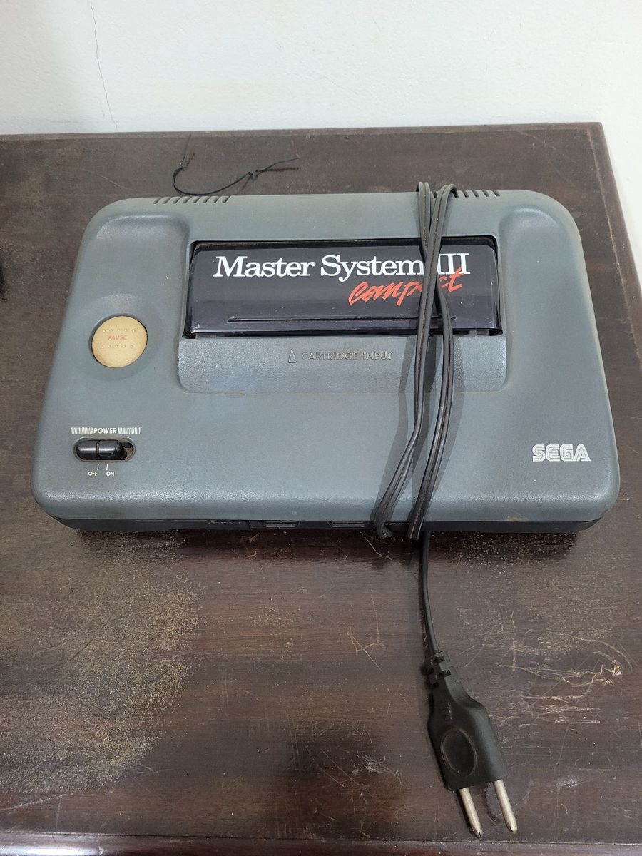 Antigo Videogame Master System 3 Compact | Console de Videogame Tectoy ...
