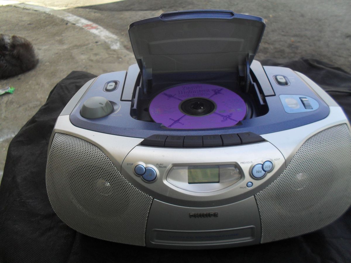 Aparelho 3x1 Toca Cds Toca Fitas Radio Am/fm Philips | Item de Música Philips Usado 19974352 ...