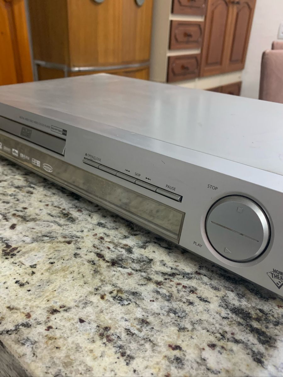 Aparelho de Dvd Gradiente Prata 220v | TV e Display Gradiente Usado ...