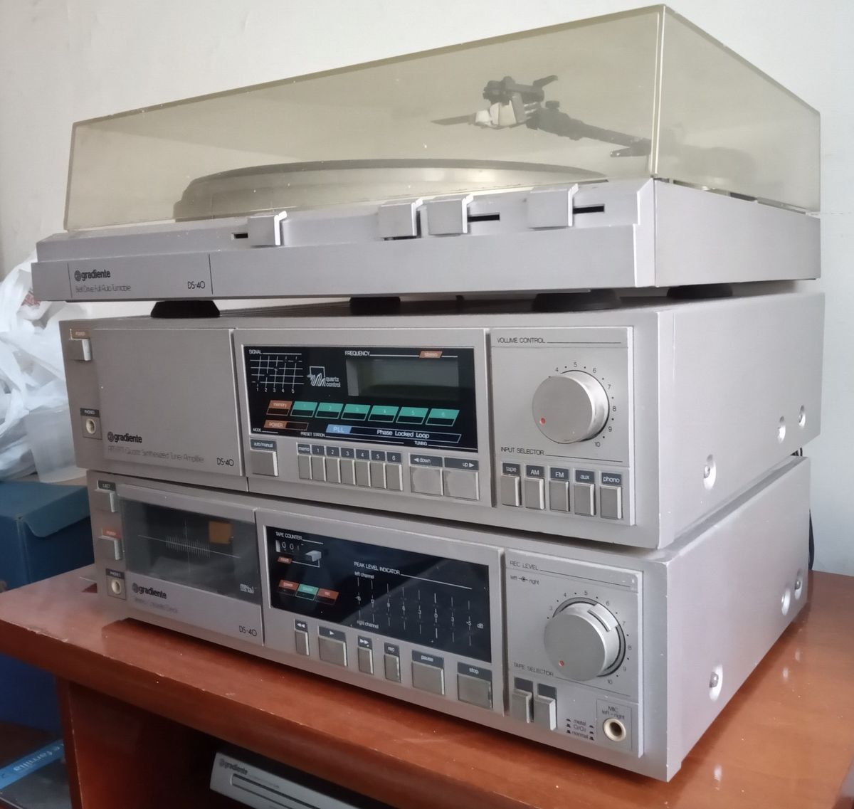 Aparelho de Som Gradiente Ds 20 | Item de Música Gradiente Usado ...