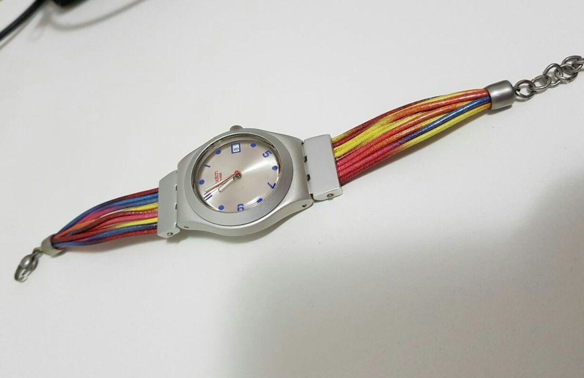 Arco-íris | Relógio Feminino Swatch Usado 24001898 | enjoei