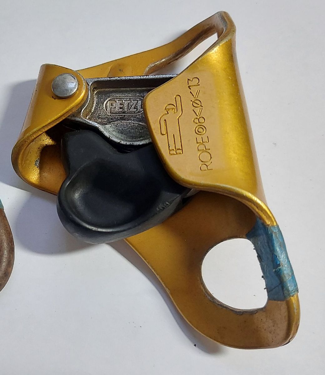 Ascensor Ventral Peitoral Petzl Croll Dourado | Item p/ Esporte e ...