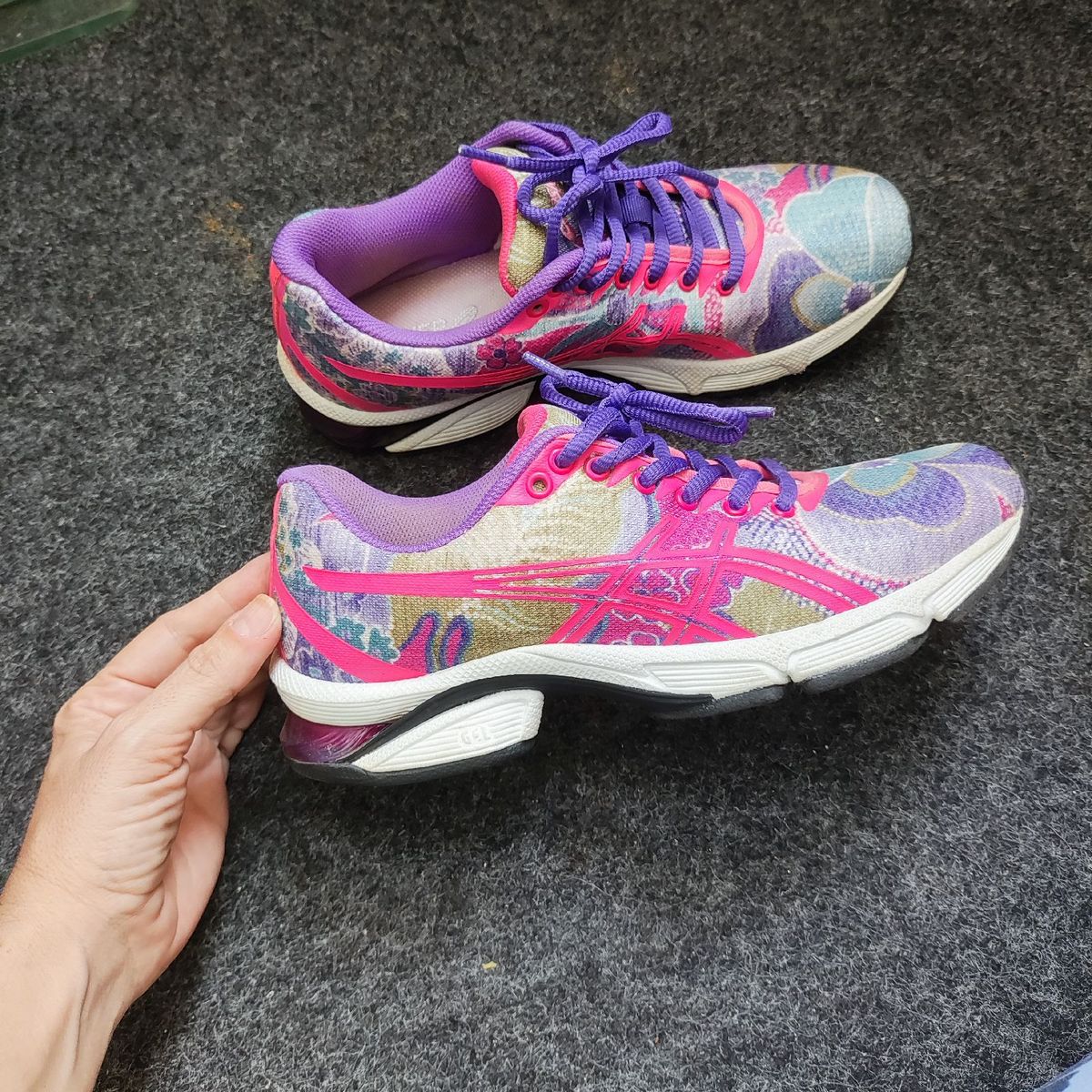 Asics Flowers | Tênis Feminino Asics Usado 98882767 | enjoei