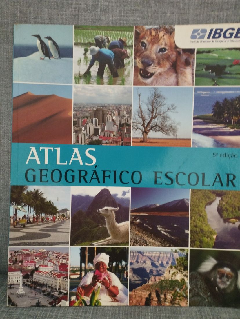 Atlas Geográfico Escolar | Livro Ibge Usado 97317664 | enjoei