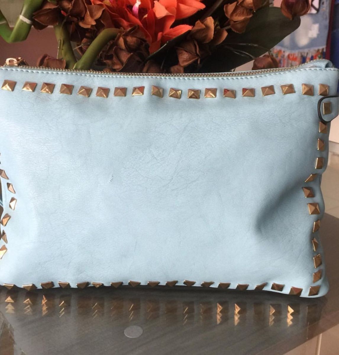 Azul da Cor do Céu | Clutch Feminina Nunca Usado 24929918 | enjoei