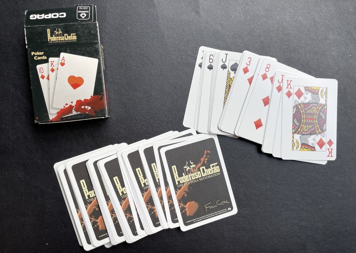 Baralho Copag - O Poderoso Chefão | Jogo de Tabuleiro Copag Usado 84051748 | enjoei