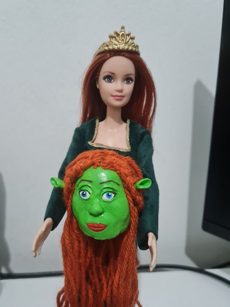 Barbie Autoral Fiona Shrek | Brinquedo Mattel Usado 97867423 | enjoei