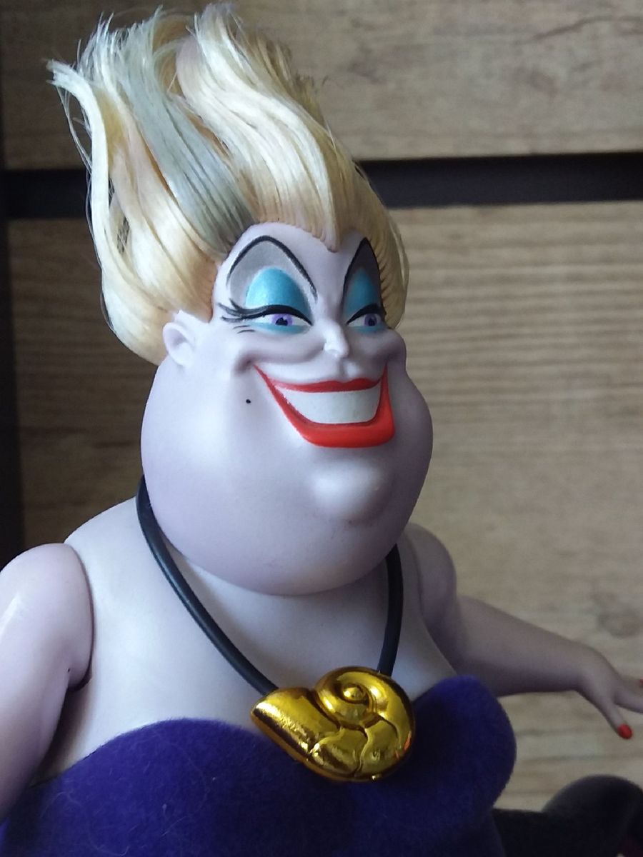 Barbie Boneca Úrsula Disney | Brinquedo Disney Usado 68571934 | enjoei