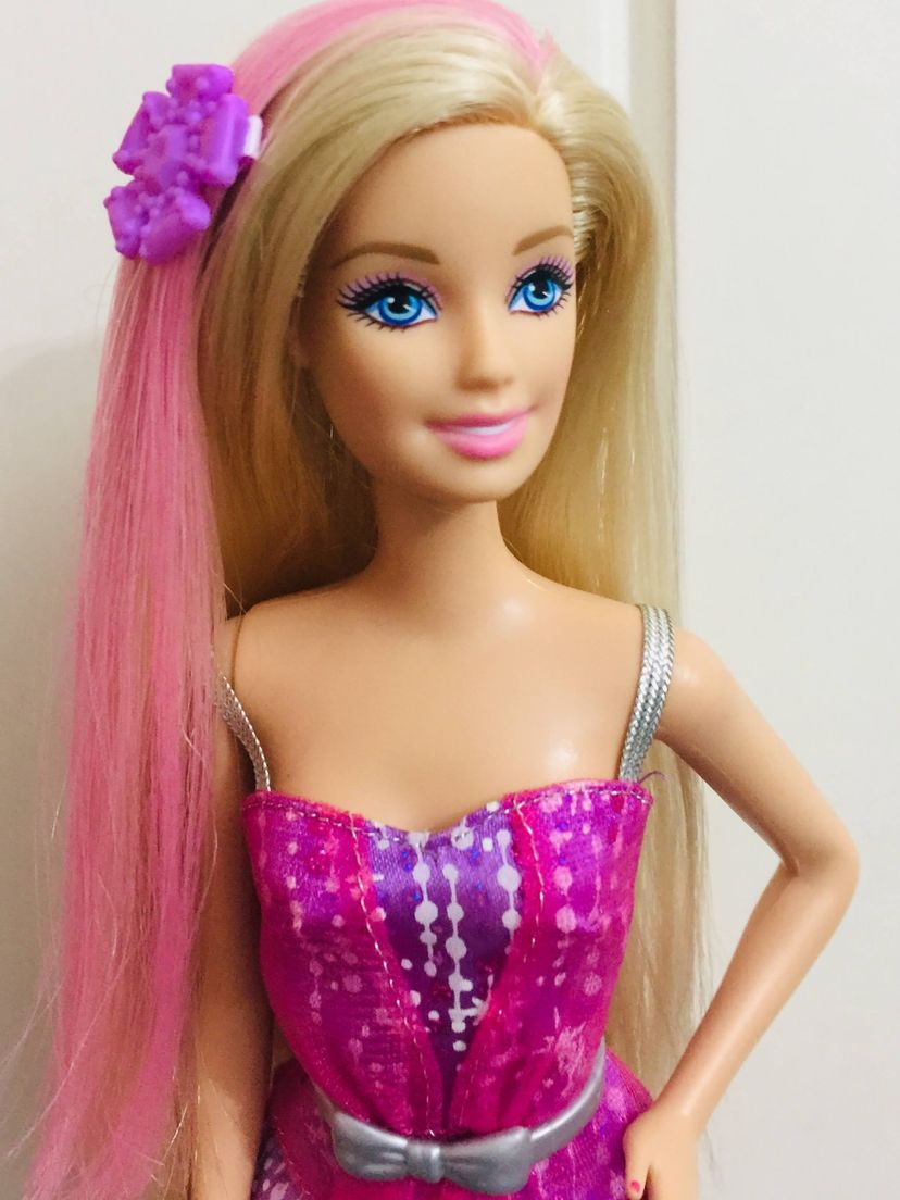 Barbie Cabelos Coloridos Bdb 26 | Brinquedo Mattel Usado 77404362 | enjoei