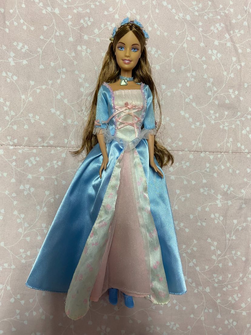 Barbie Erika a Princesa e a Plebeia | Brinquedo Mattel Usado 83754960 ...
