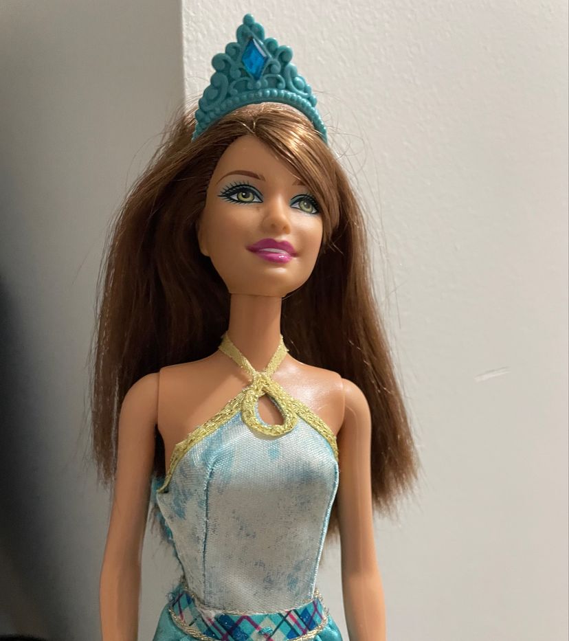 Barbie Escola de Princesas Hadley | Brinquedo Mattel Usado 101817312 ...