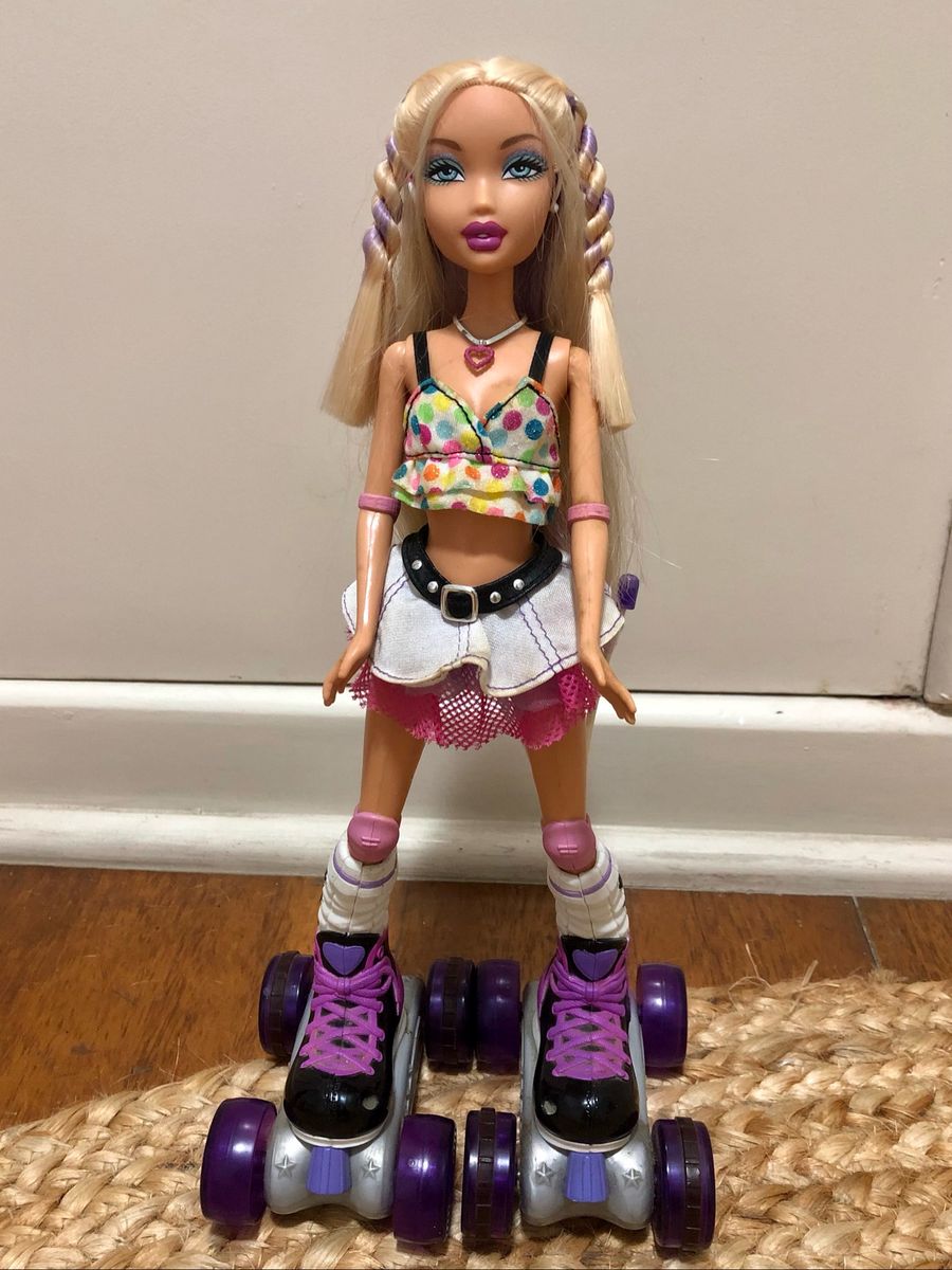 Barbie Patinadora | Brinquedo Barbie Usado 73587770 | enjoei