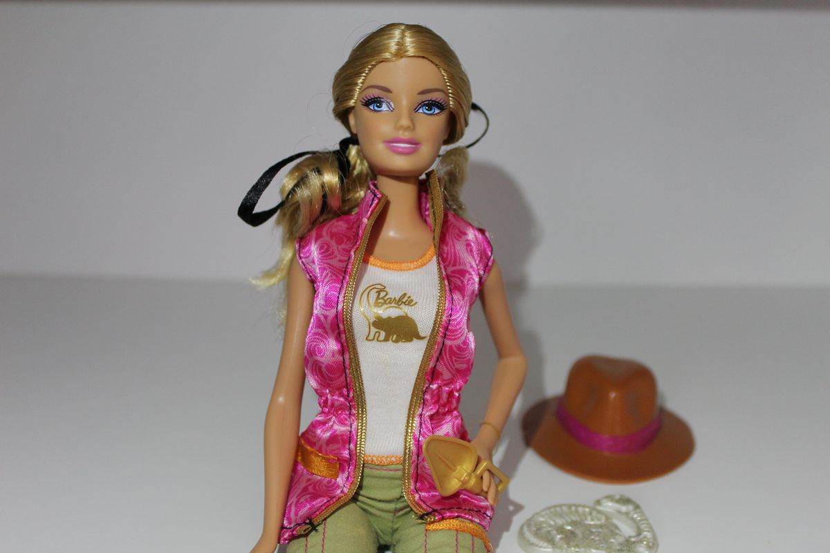 Barbie Quero Ser Arqueóloga | Brinquedo Mattel Usado 52402685 | enjoei
