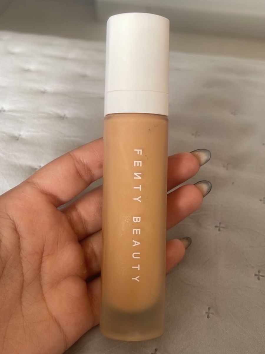 Base Fenty Beauty | Maquiagem Feminina Fenty Beauty Usado 73437313 | enjoei