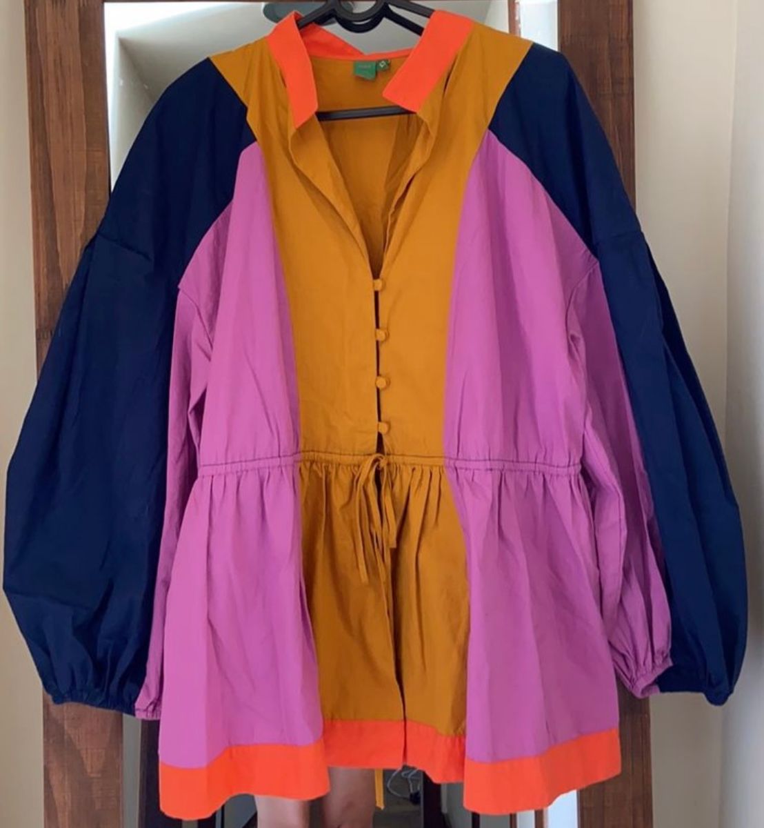 Bata Farm | Camisa Feminina Farm Usado 101264586 | enjoei