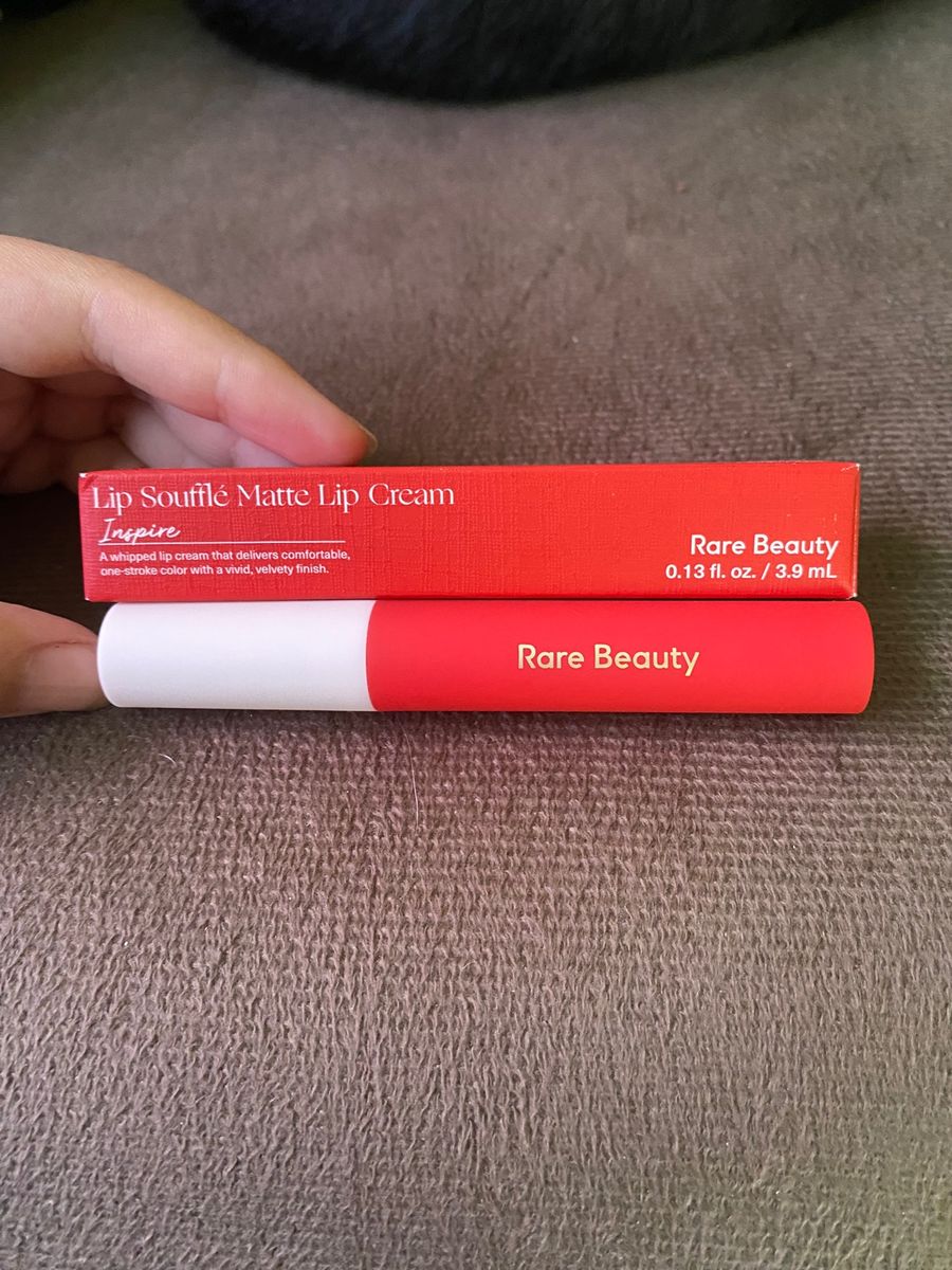 Batom Líquido Rare Beauty Na Cor Inspire | Maquiagem Feminina Rare ...