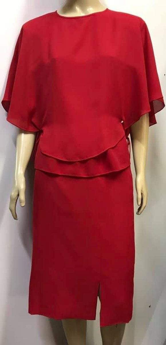 Belíssimo e Elegantíssimo Conjunto Vintage de Blusa e Saia Anos 80 ...