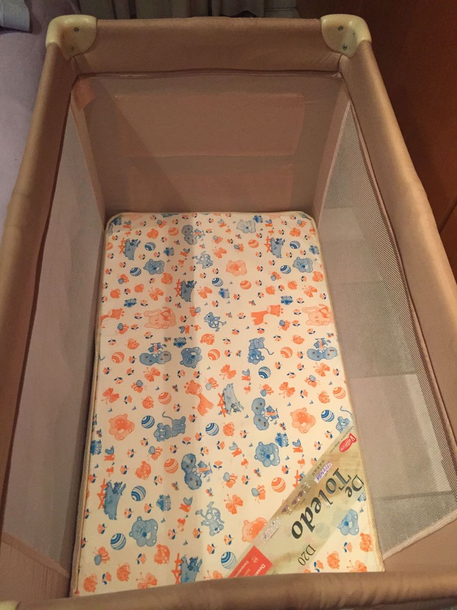 Berço Portátil Burigotto com Colchão Seminovo | Item Infantil Burigotto ...