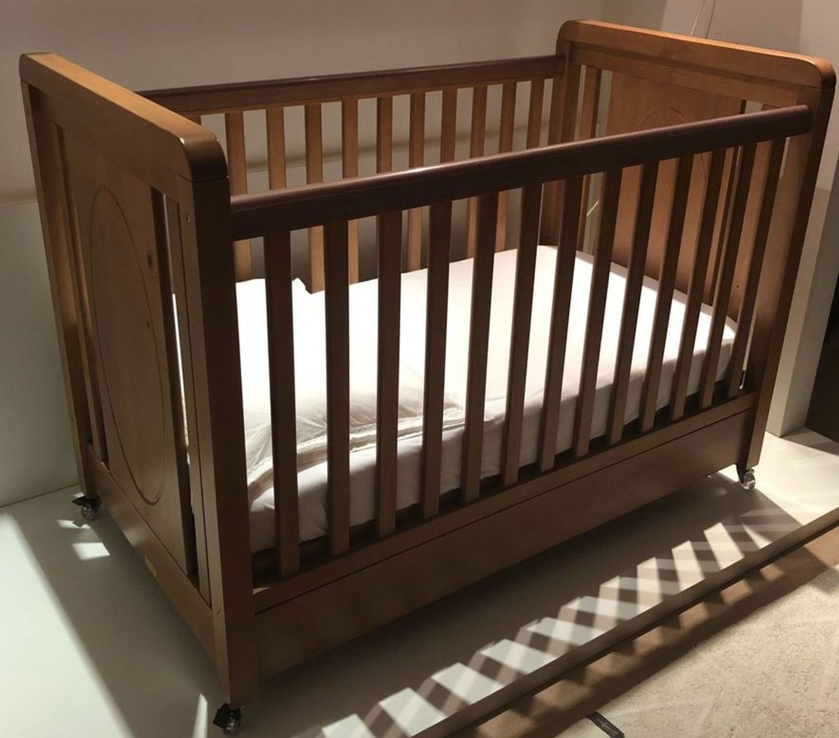 Berço Tulipa Baby- Capri | Berço Tulipa Baby Usado 73457681 | enjoei