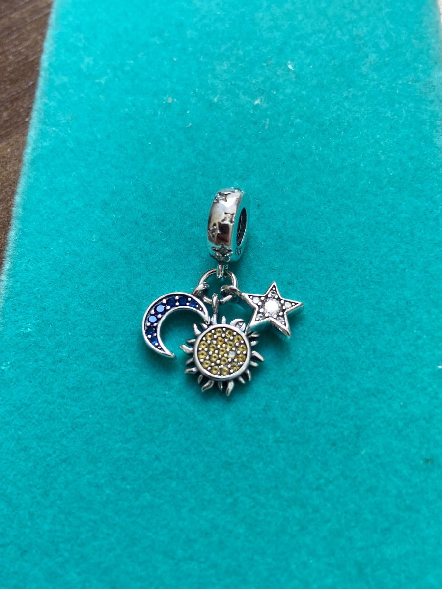 Berloque Sol, Lua e Estrela | Jóia Feminina Nunca Usado 84302587 | enjoei