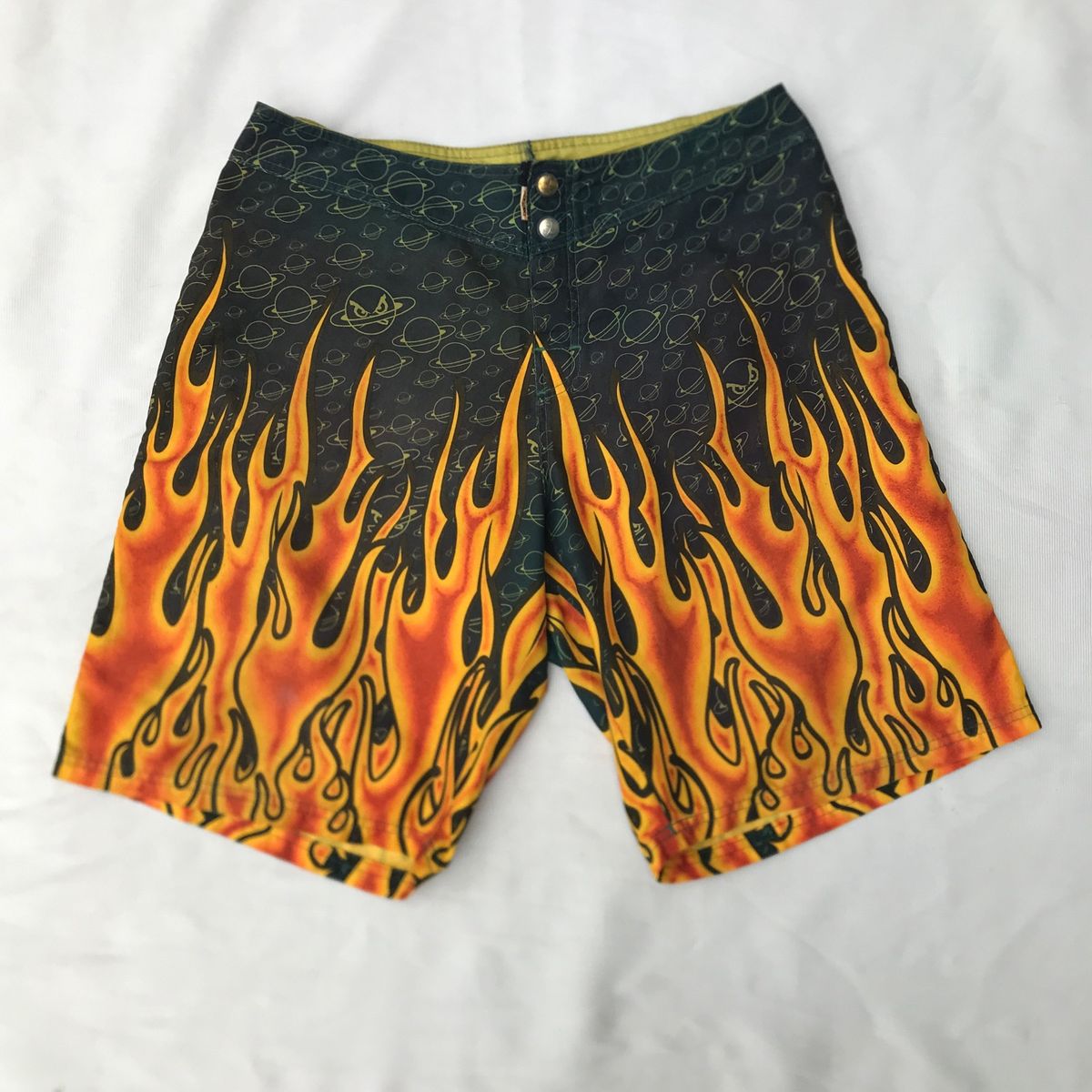 Bermuda Bad Boy Chamas | Bermuda Masculina Bad Boy Usado 81302674 | enjoei