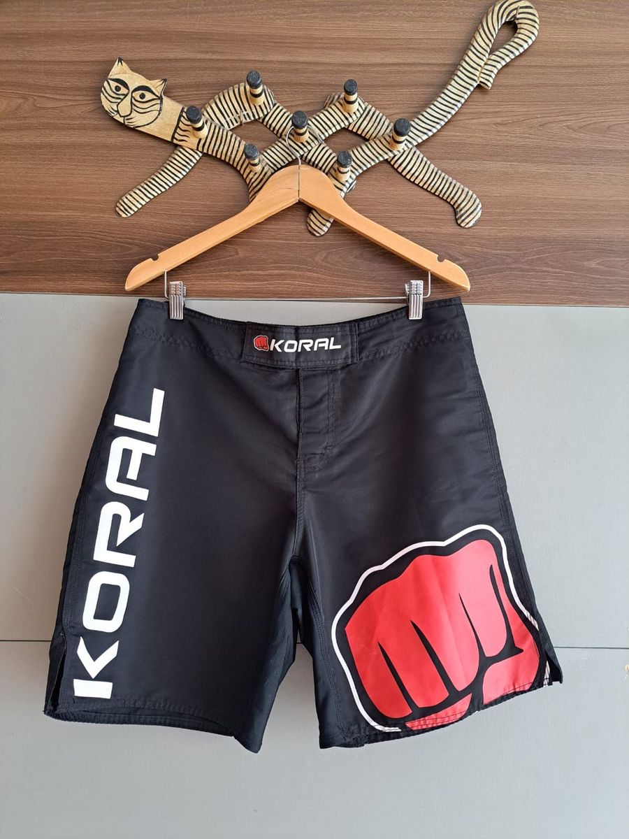 Bermuda Koral Fight | Bermuda Masculina Koral Usado 89359170 | enjoei