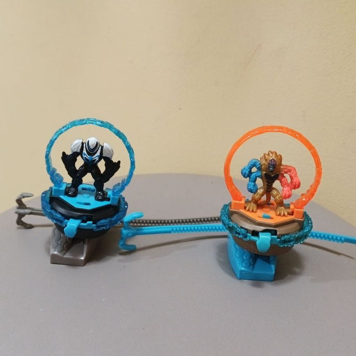 Beyblade Max Steel | Brinquedo Max Steel Usado 92502368 | enjoei