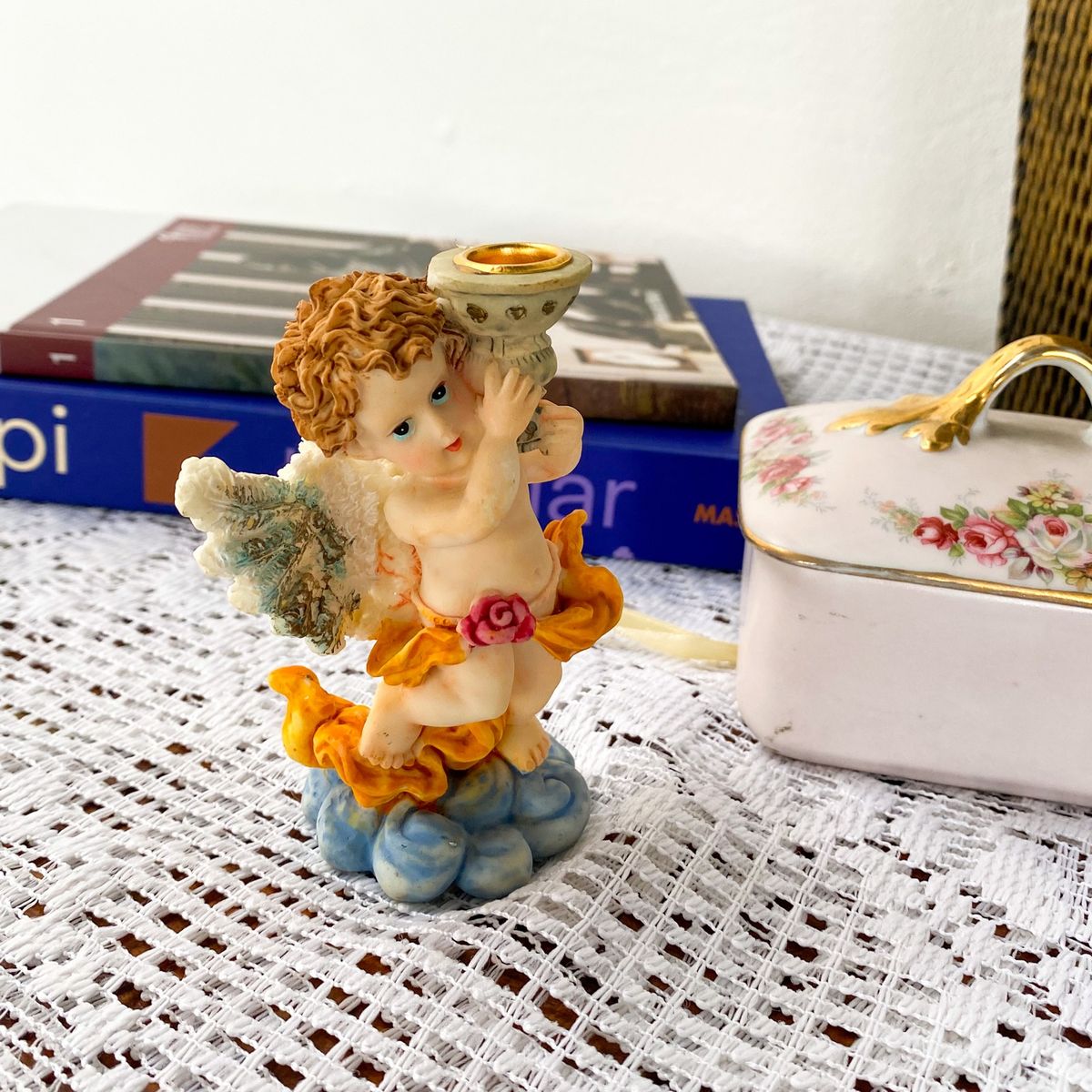 Bibelô Porcelana Retrô Vintage Porcelana Colorido Anjo | Móvel de ...